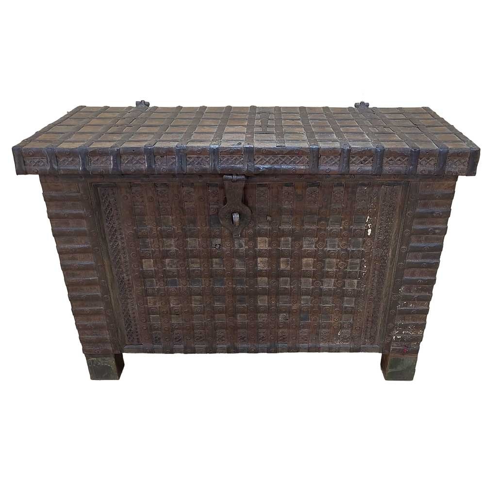 Baúl de madera artesanal 119x45x84h cm - Conforama